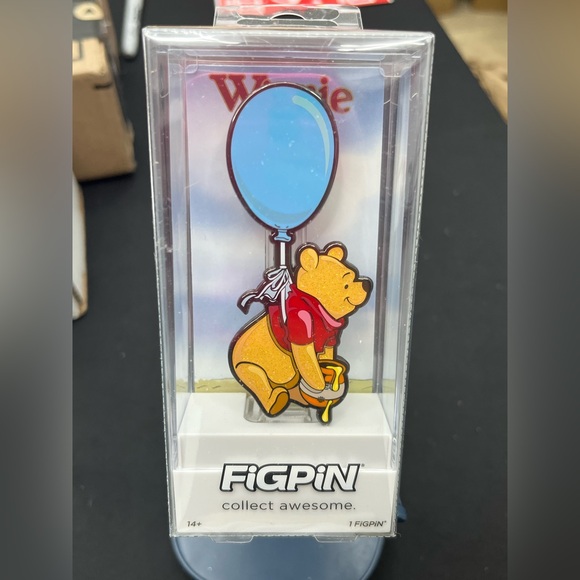 Figpin | Other | Figpin 826 Winnie The Pooh Winnie The Pooh Glitter ...